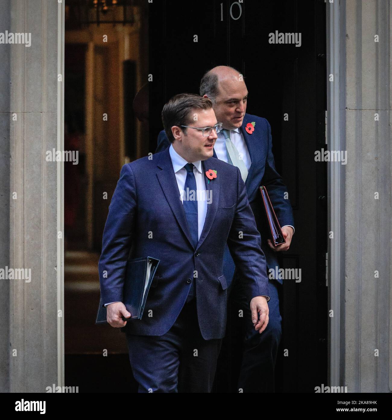 Defence office exterior door hi-res stock photography and images - Alamy