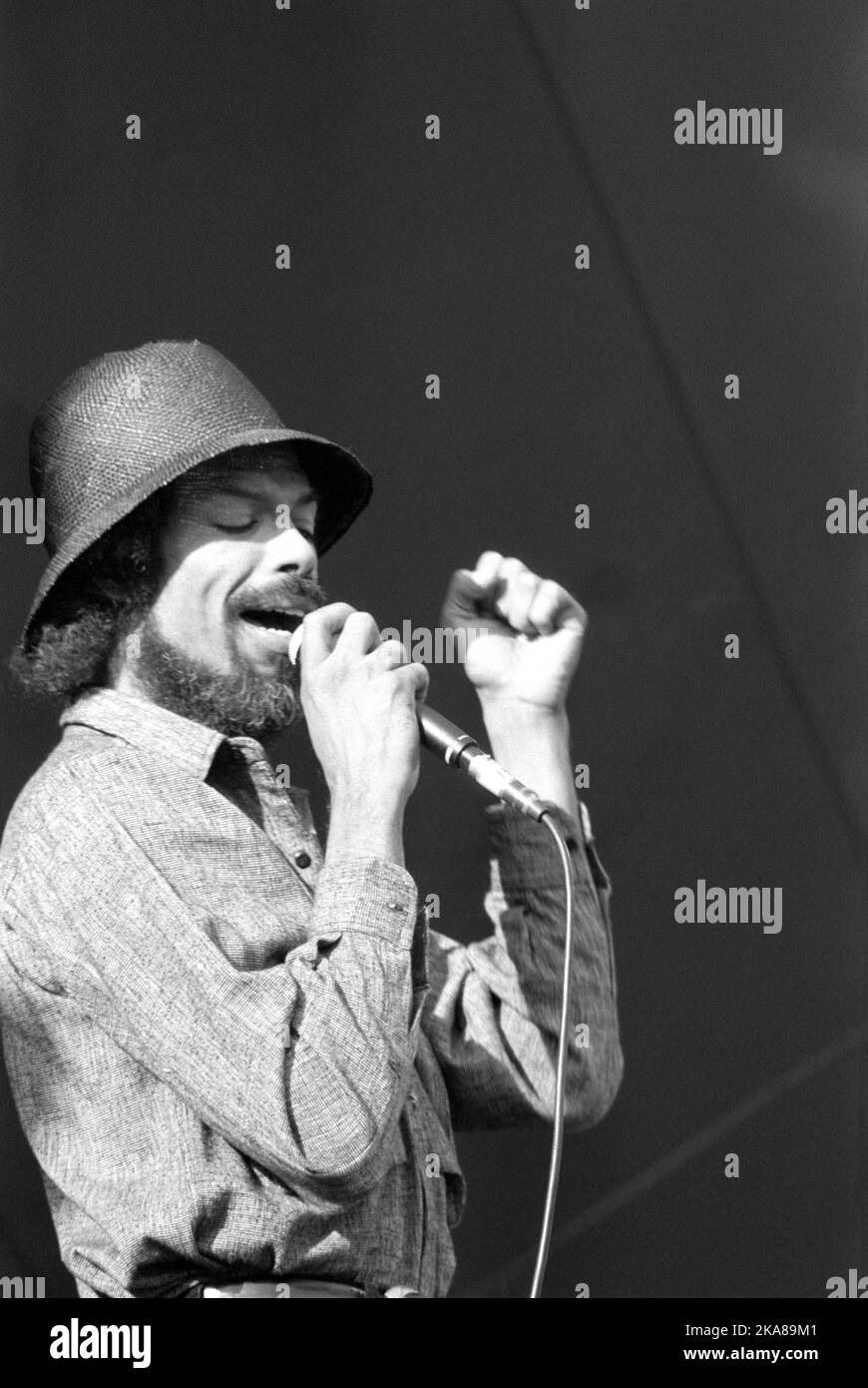 85-2062 GIL SCOTT-HERON 02 June 1985 Jubilee Gardens, The SouthBank ...