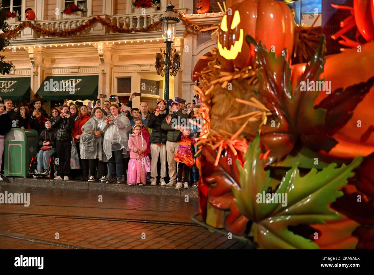 Chessy disneyland hi-res stock photography and images - Alamy