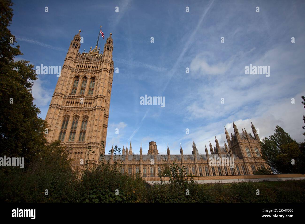 Side view of the Houses of Parliament. Westminster London Stock Photo ...