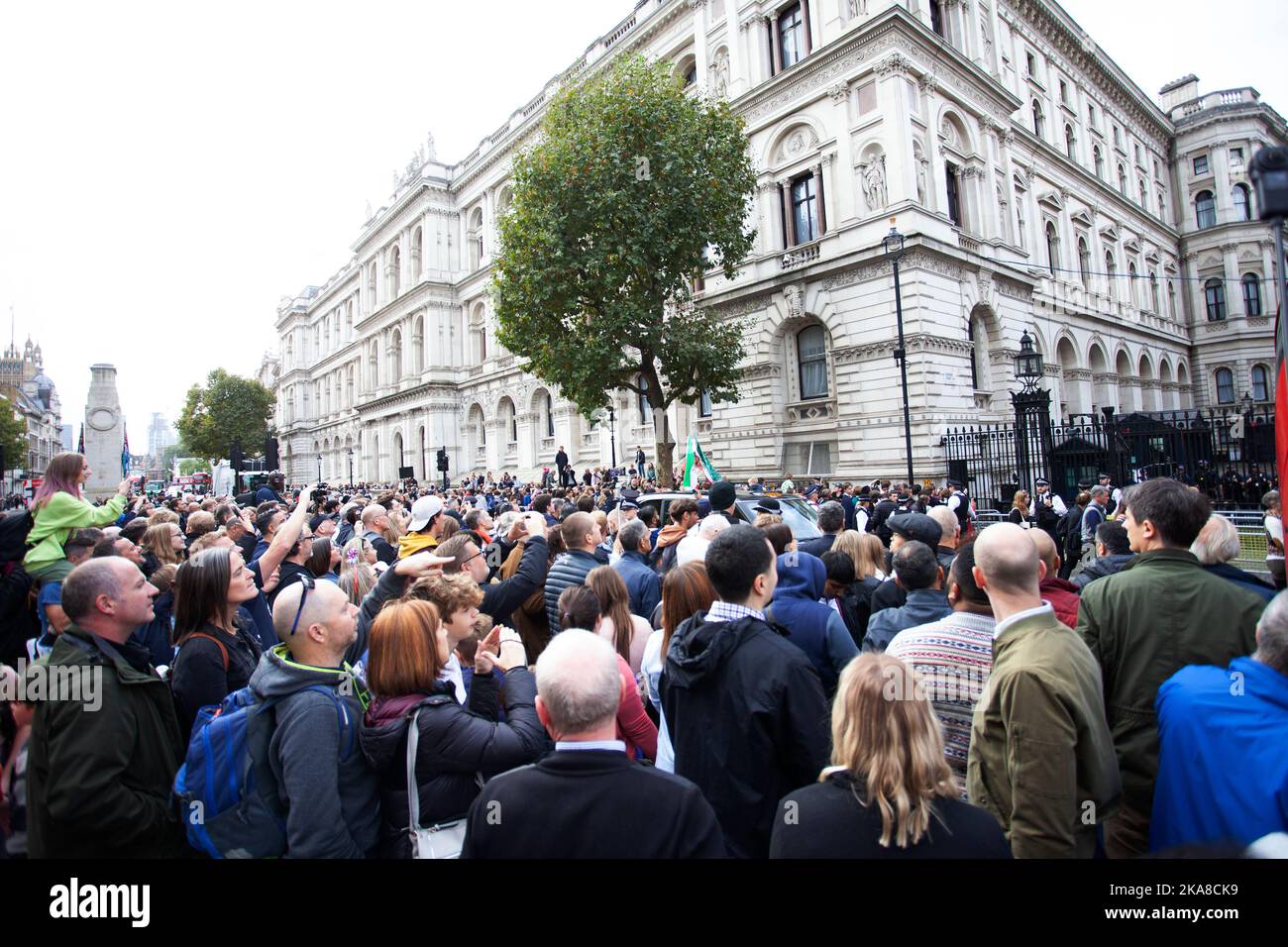 Spectators outside Dowing Street for the new prime minister Rishi Sunak ...