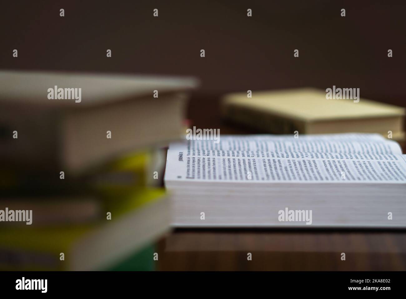 Stack of bibles hi-res stock photography and images - Alamy