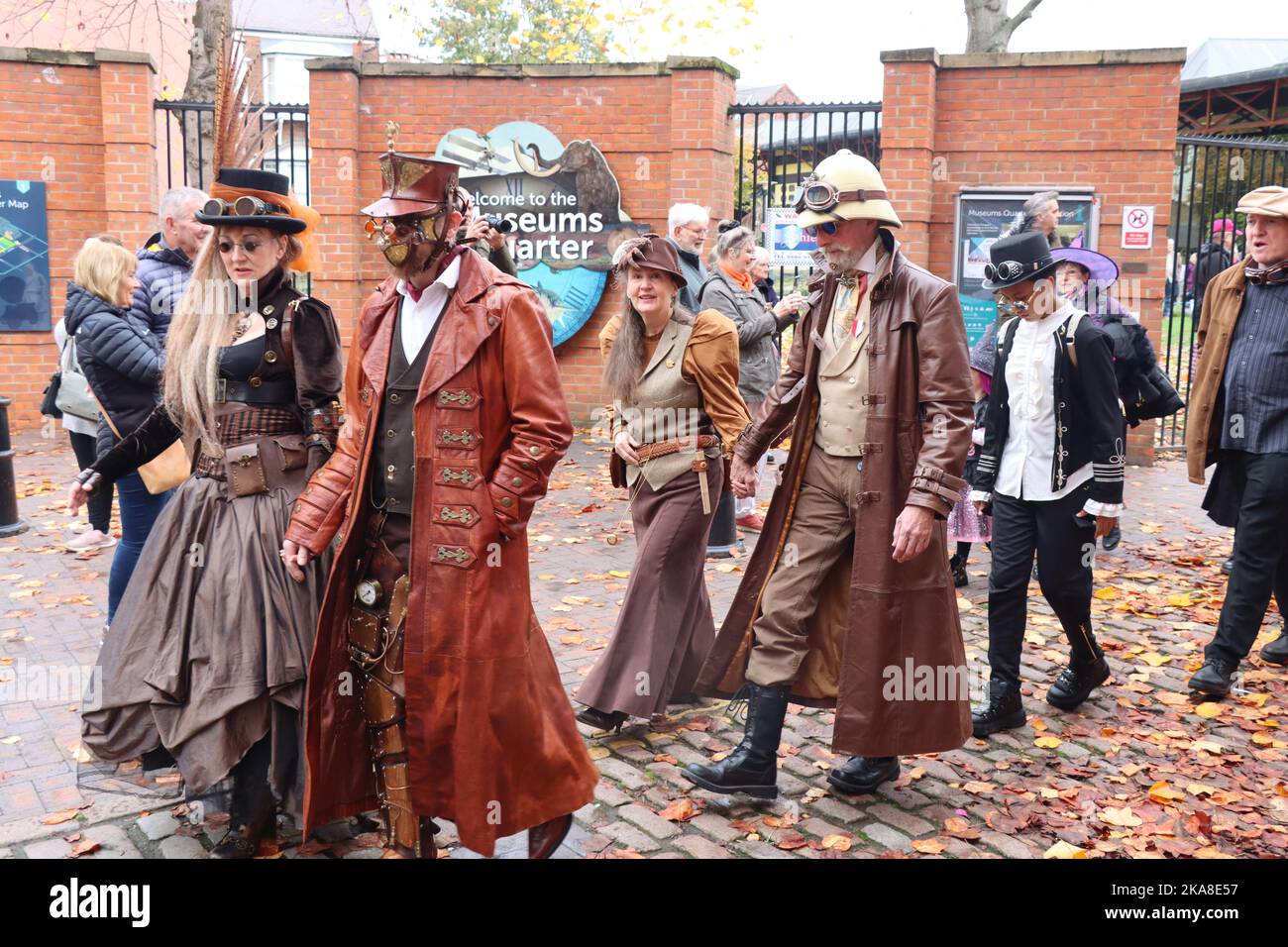 Hulloween Steampunk Festival, Kingston upon Hull, UK Stock Photo - Alamy