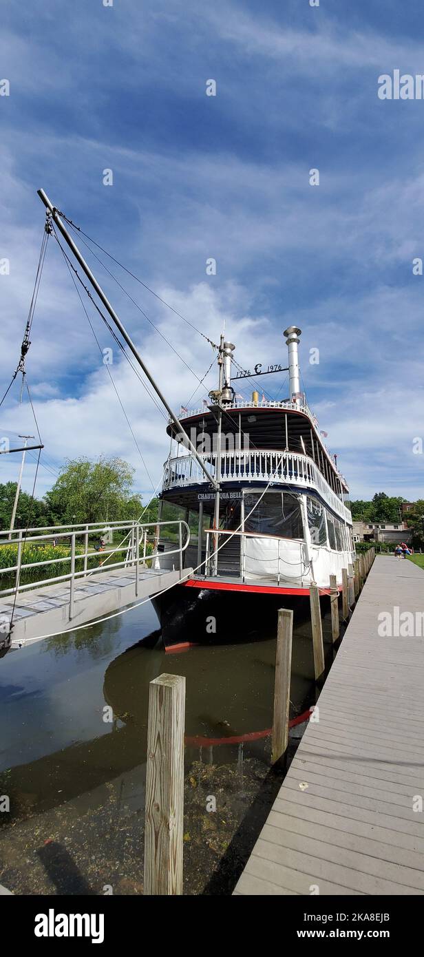 Chautauqua belle hi-res stock photography and images - Alamy