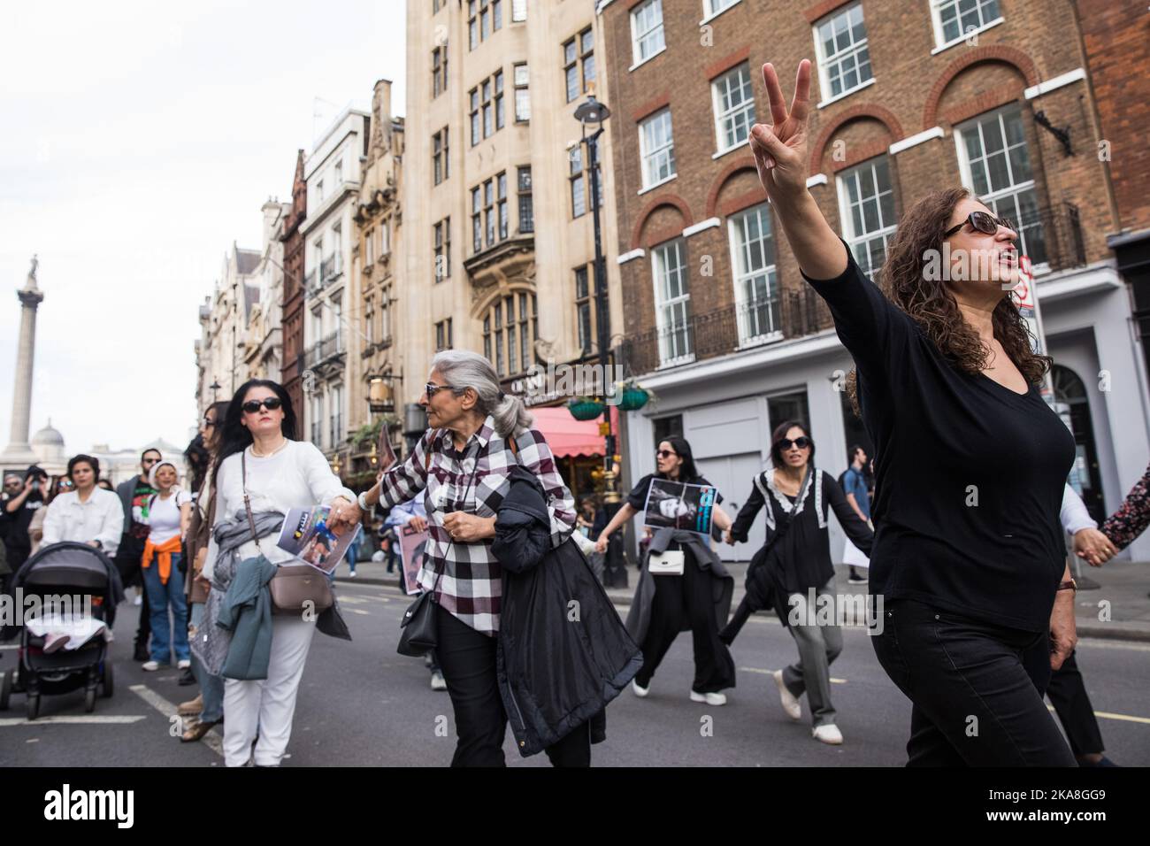 London, UK. 29th October, 2022. Demonstrators form human chains as they ...