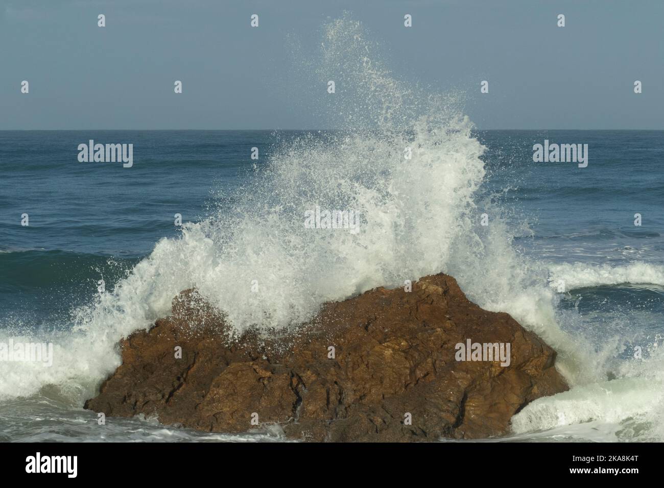 Plage de pluie hi-res stock photography and images - Alamy