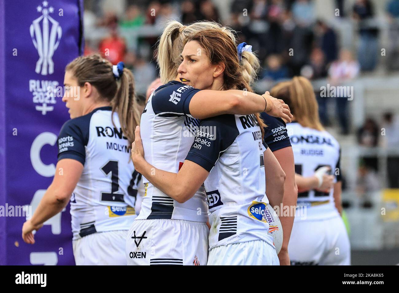 Courtney Winfield-Hill England celebrates her try during the Women's ...