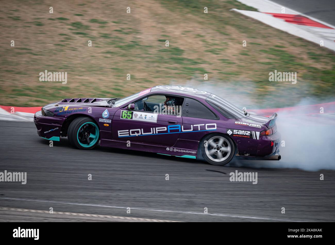 Nissan Silvia S14 Zenki Drifting