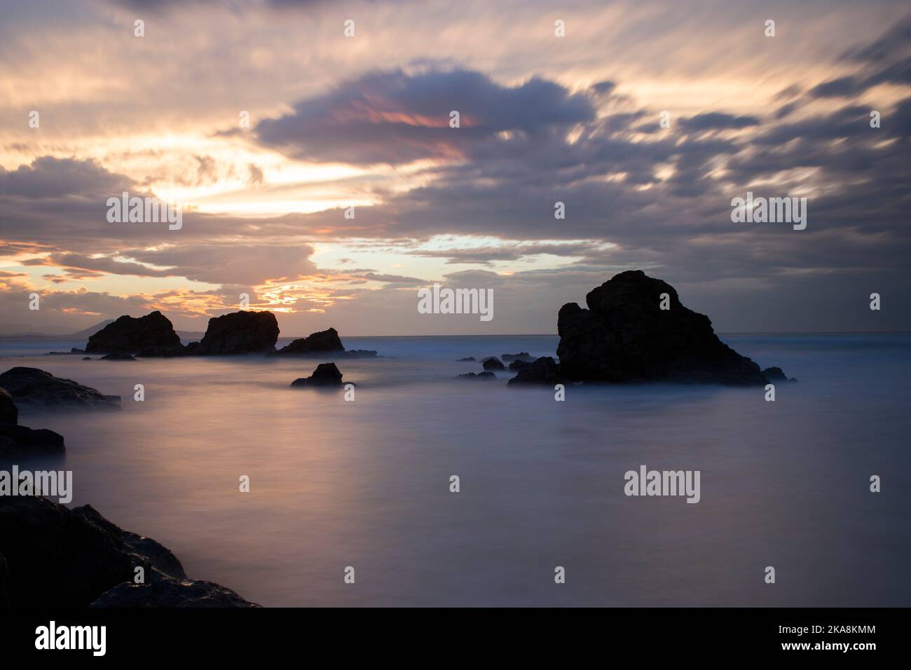 Plage de pluie hi-res stock photography and images - Alamy