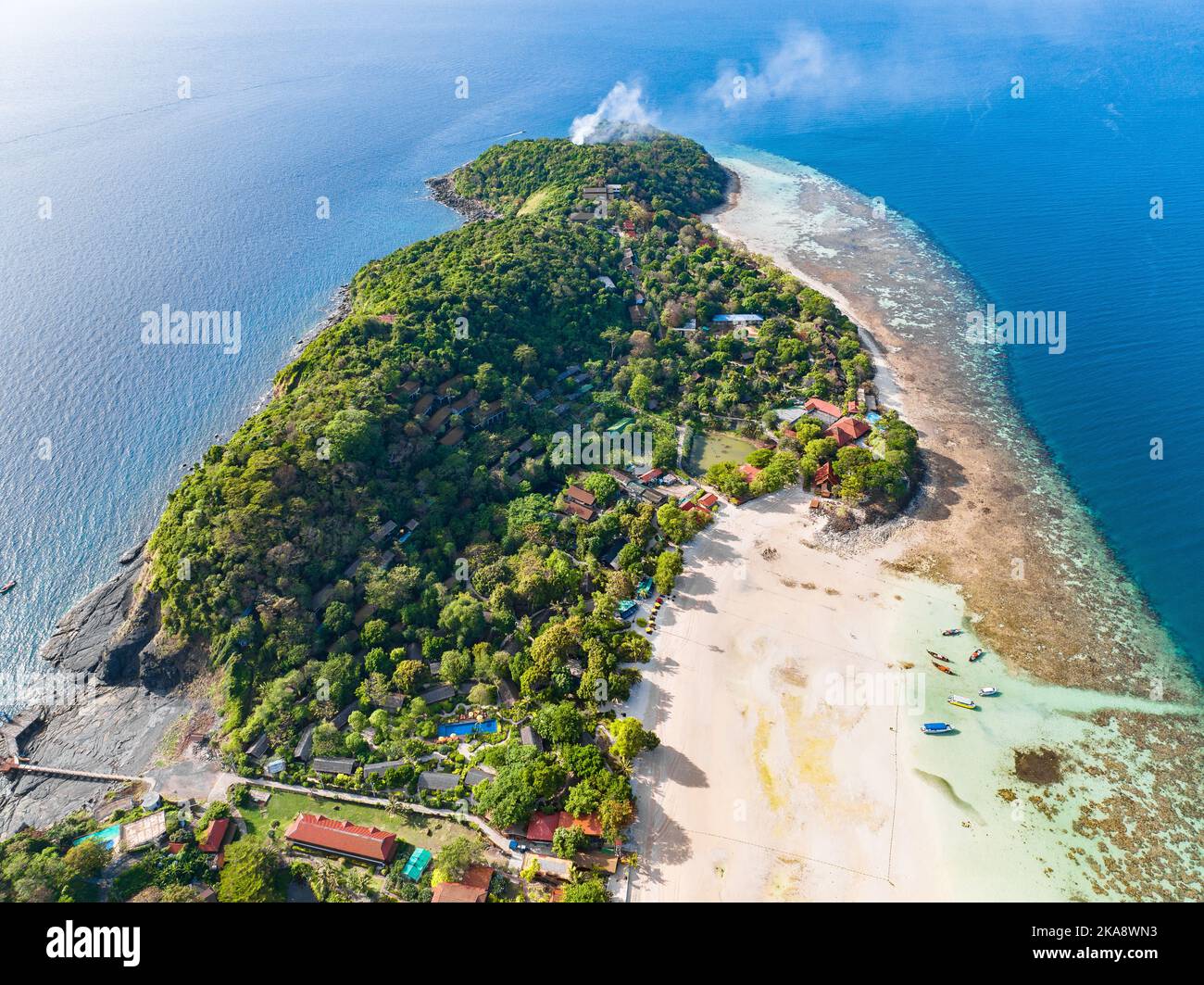 Aerial view of Laem Tong Beach or Laemtong bay in koh Phi Phi, Krabi ...
