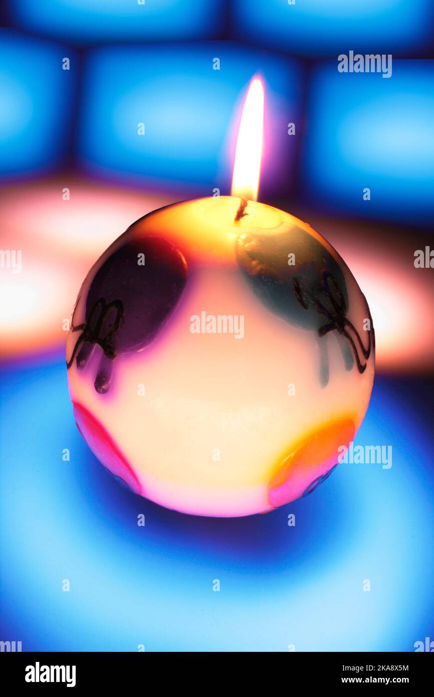 Round candle holder hi-res stock photography and images - Alamy