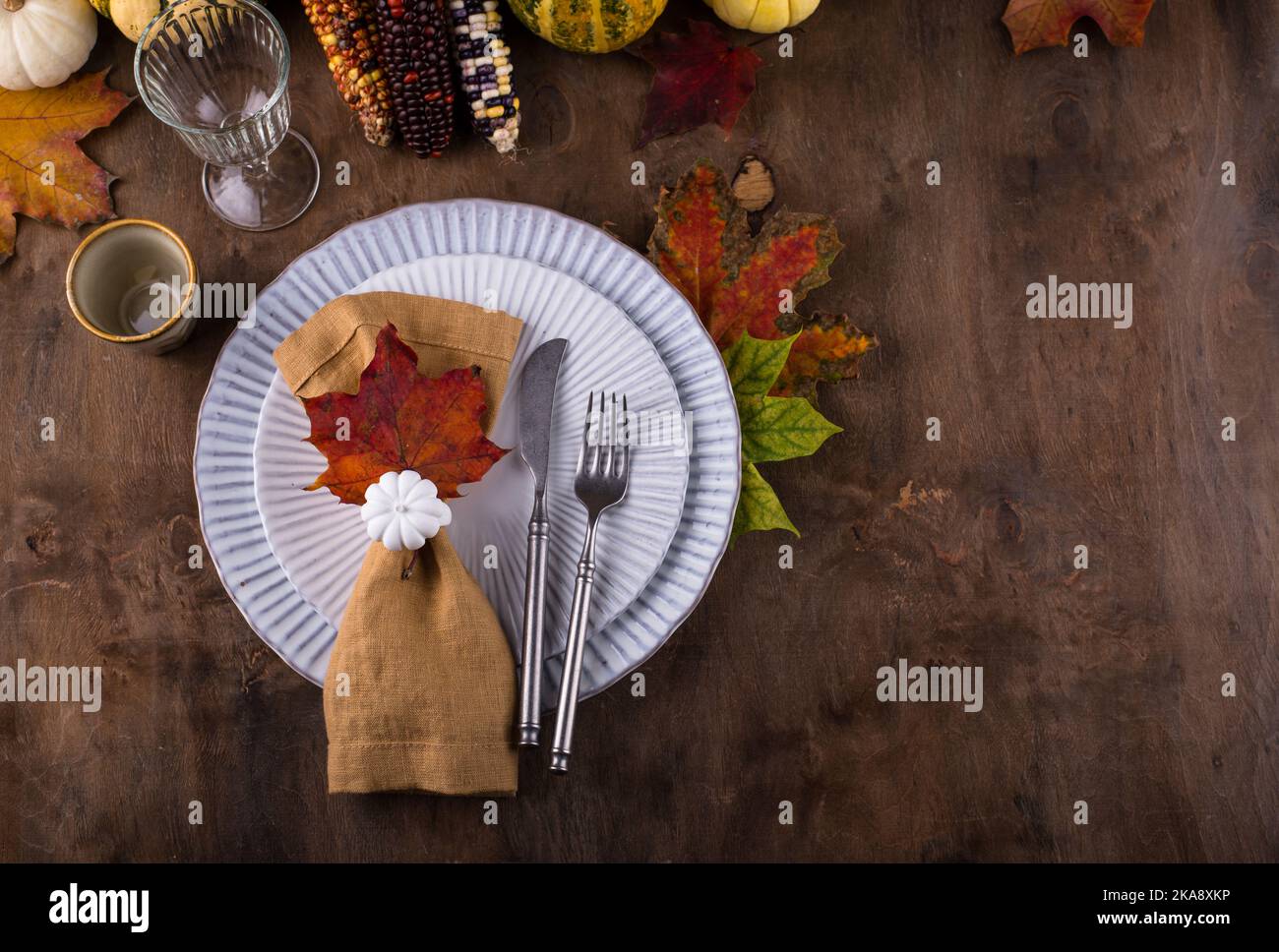 Thanksgiving cutlery setting festive hi-res stock photography and ...