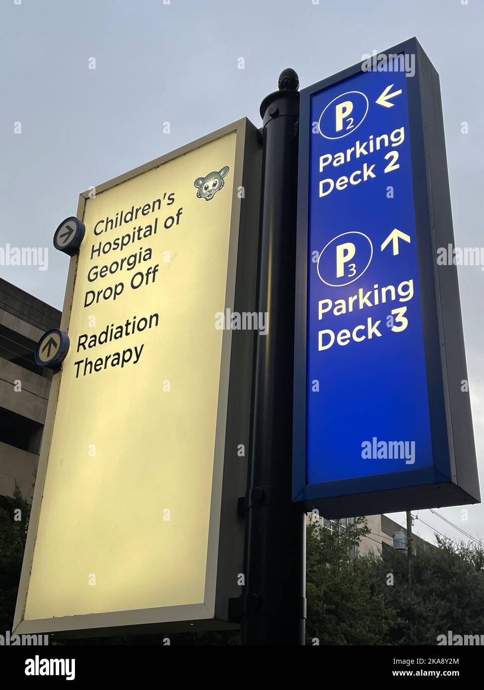 Augusta, Ga USA - 12 14 21: University Health Care of Georgia driving ...