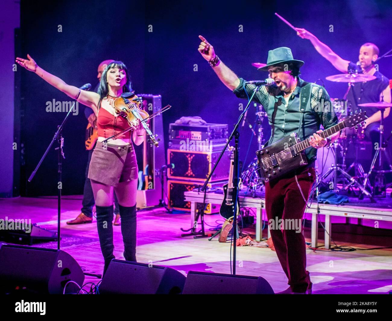When rivers meet band hi-res stock photography and images - Alamy