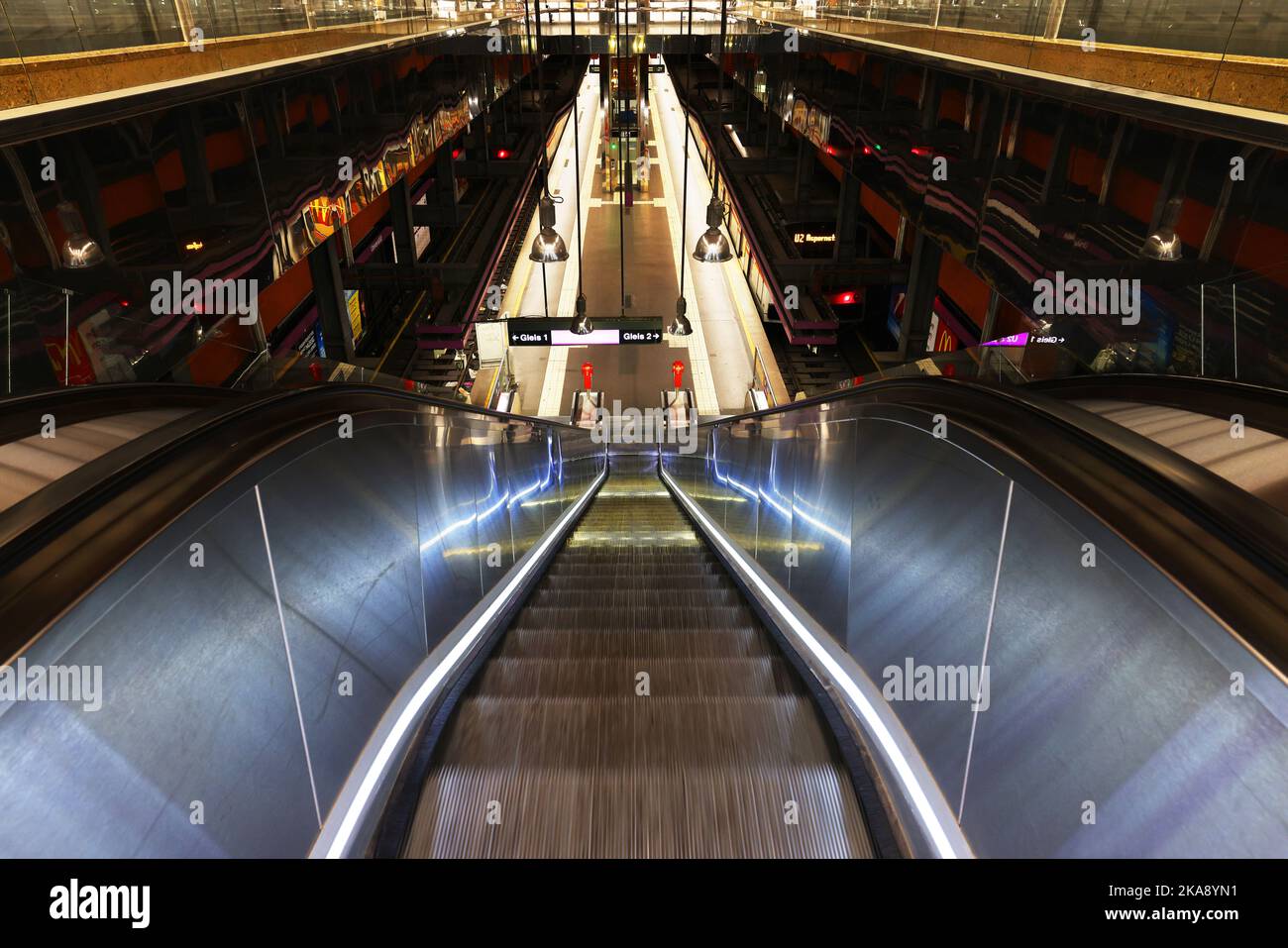 U Bahn, U Bahnstation, Verkehr, Wien Metro, Wien Subway, Wien U Bahn ...