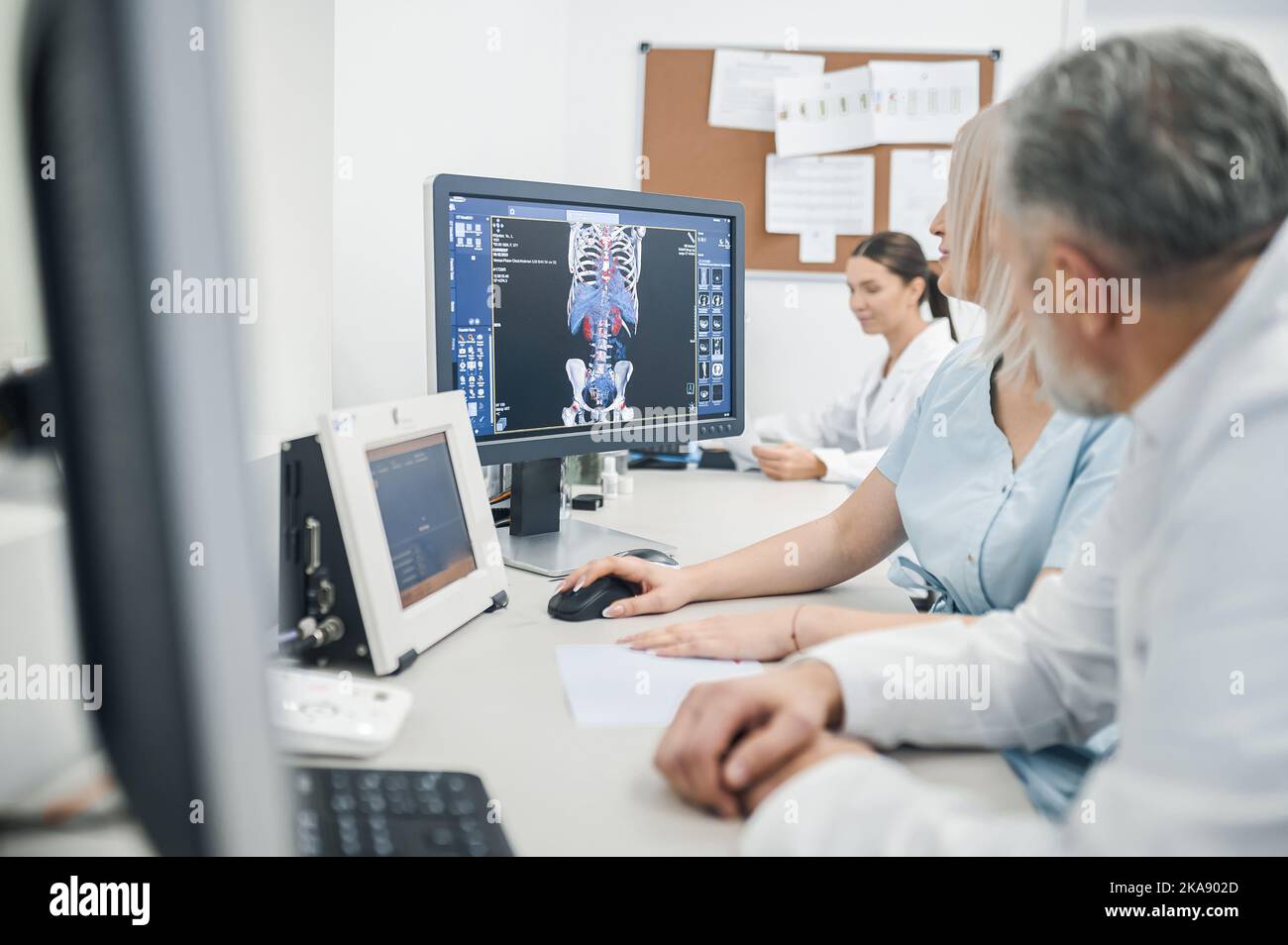 Diagnostic center hi-res stock photography and images - Alamy