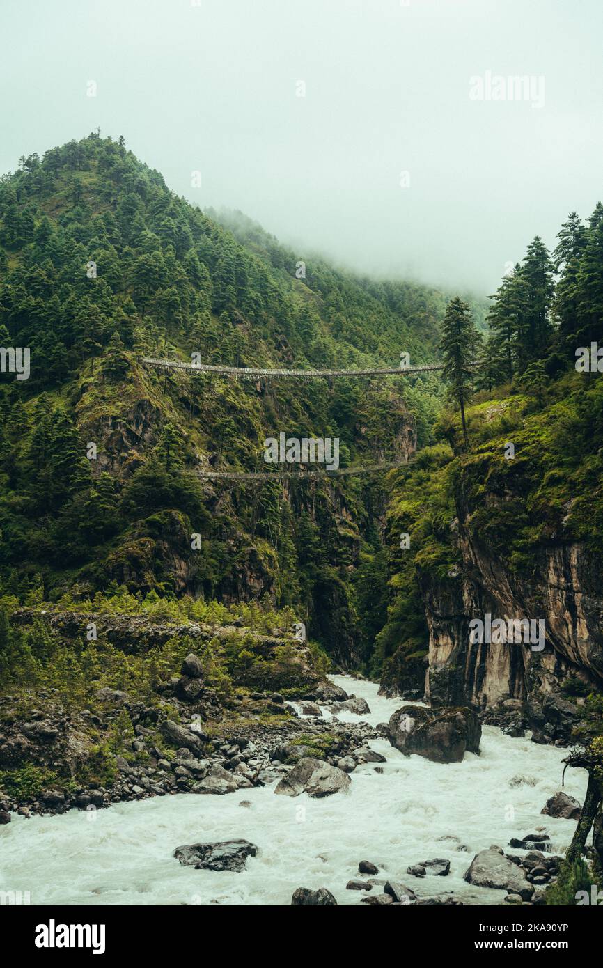 Hillary suspension bridge hi-res stock photography and images - Alamy