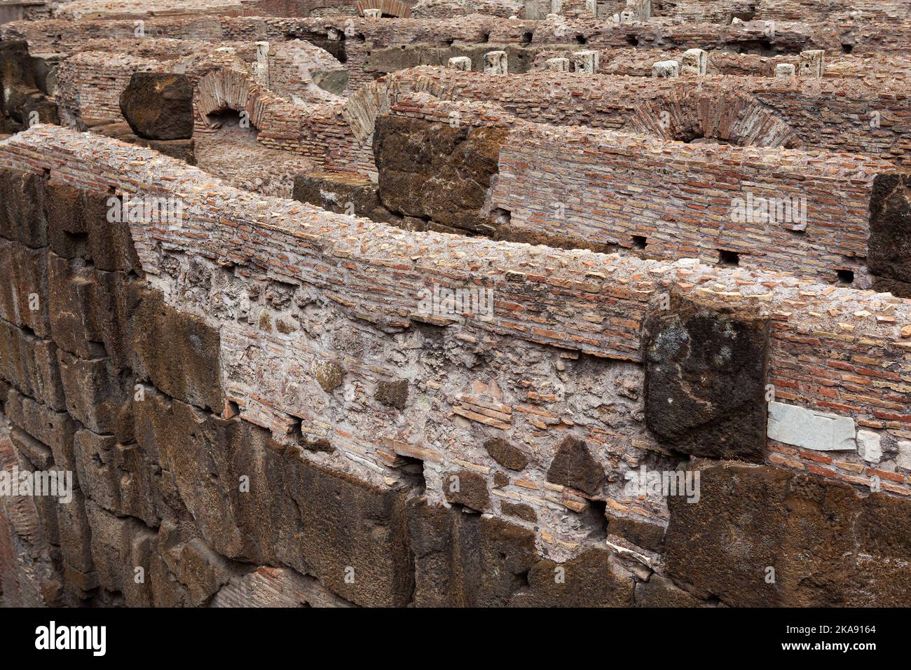 Gladiator cells in the Roman Colosseum Stock Photo - Alamy