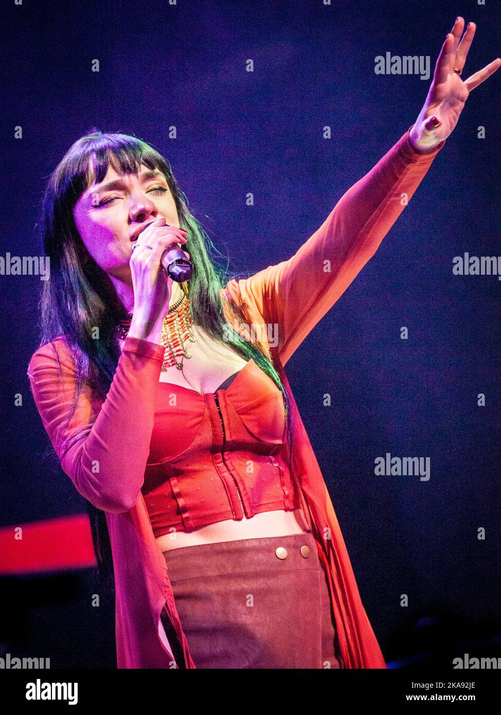 Grace bond musician hi-res stock photography and images - Alamy