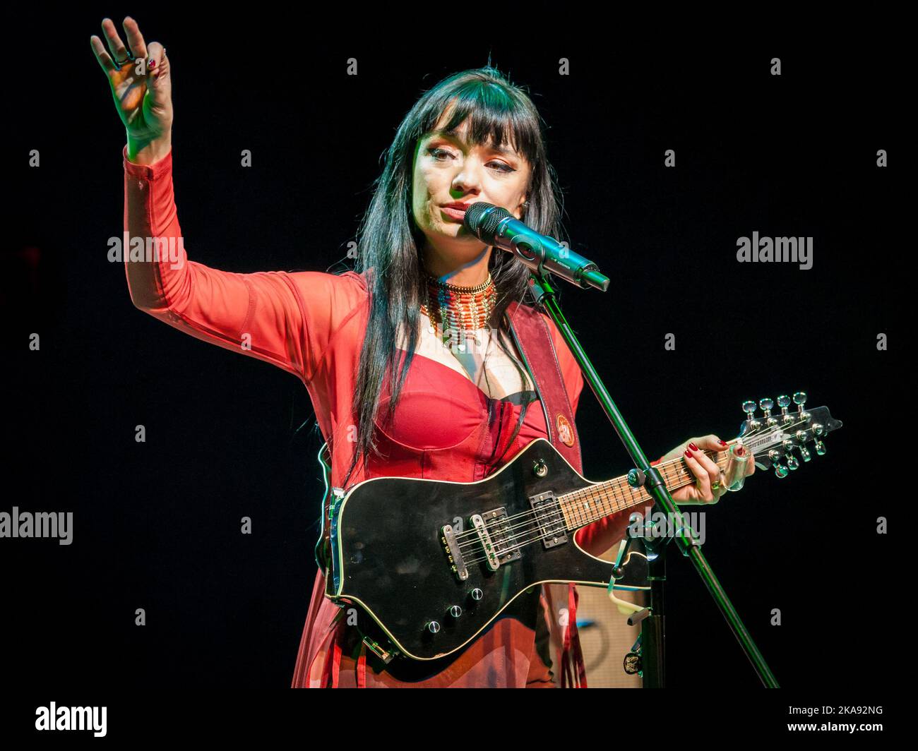 Grace bond musician hi-res stock photography and images - Alamy