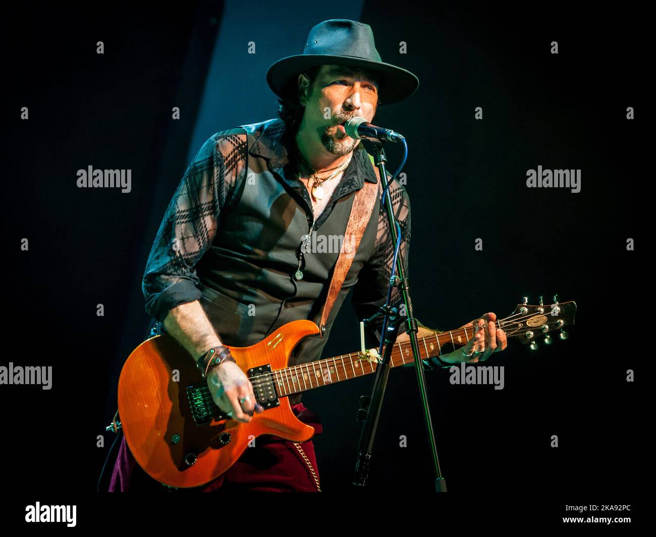 Aaron Bond on guitar & vocals Stock Photo - Alamy