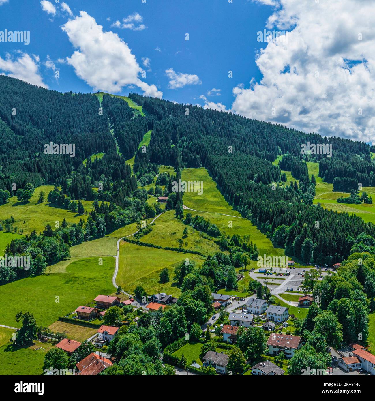 Beautiful landscape around Bad Kohlgrub on upper bavarian alpine border ...