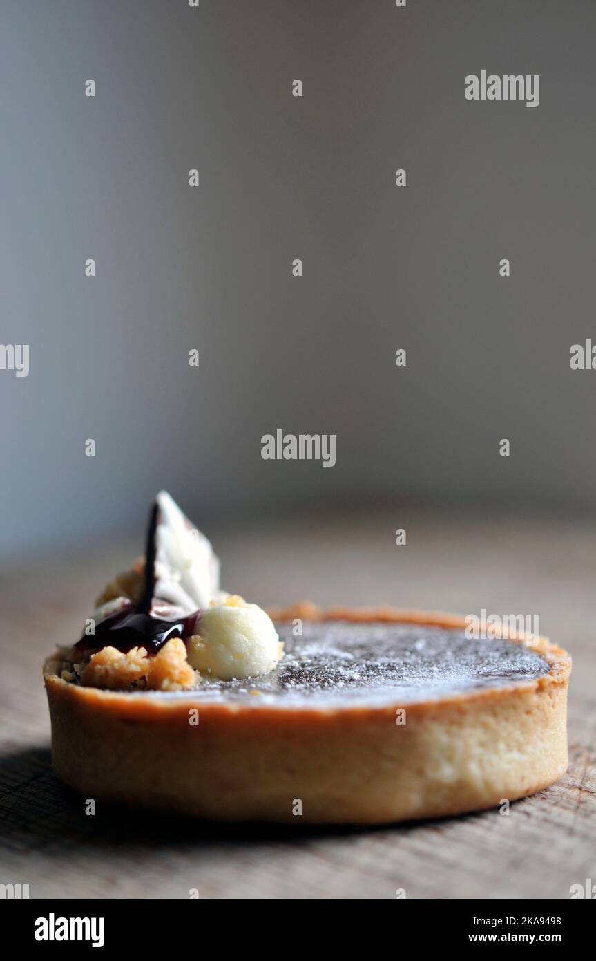 Pretty tarts hi-res stock photography and images - Alamy