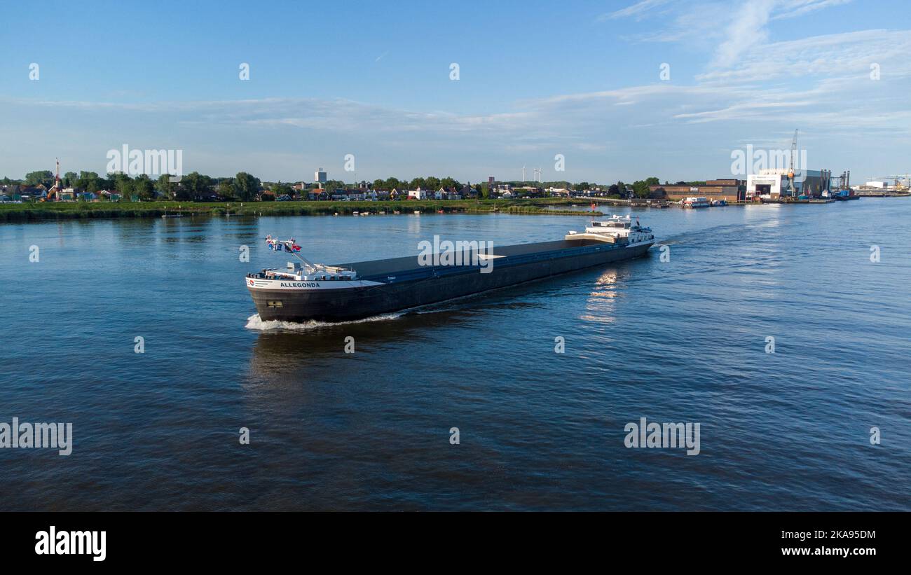 Ship piping hi-res stock photography and images - Alamy