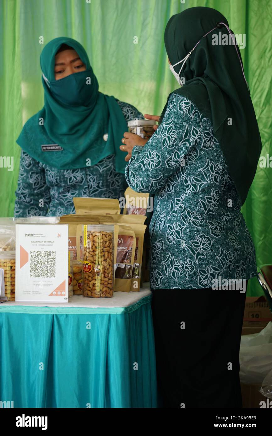 Bazaar umkm local product hi-res stock photography and images - Alamy