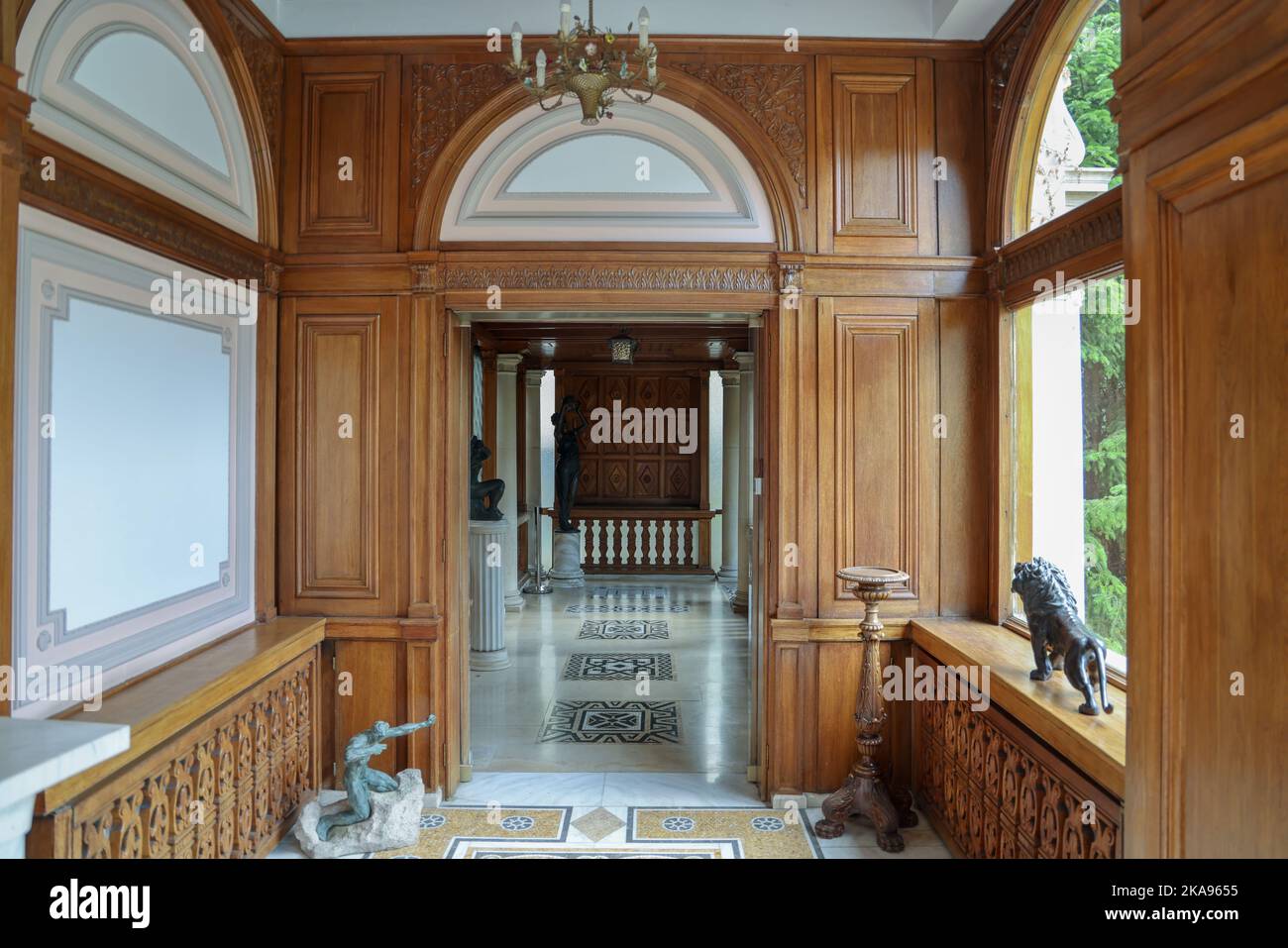 Interior of Ceauşescu Mansion, Palatul Primăverii or Casa Ceaușescu ...
