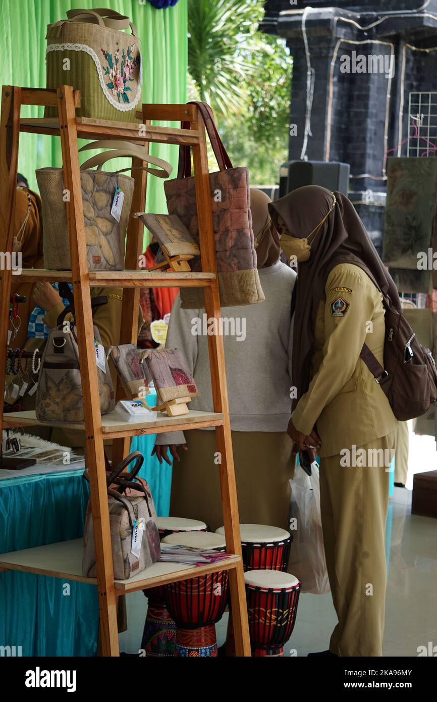 Booth grand bazaar in hi-res stock photography and images - Alamy