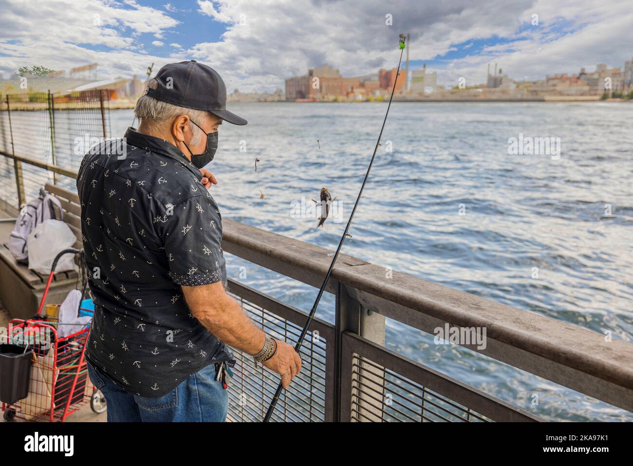Hudson river catch hi-res stock photography and images - Alamy