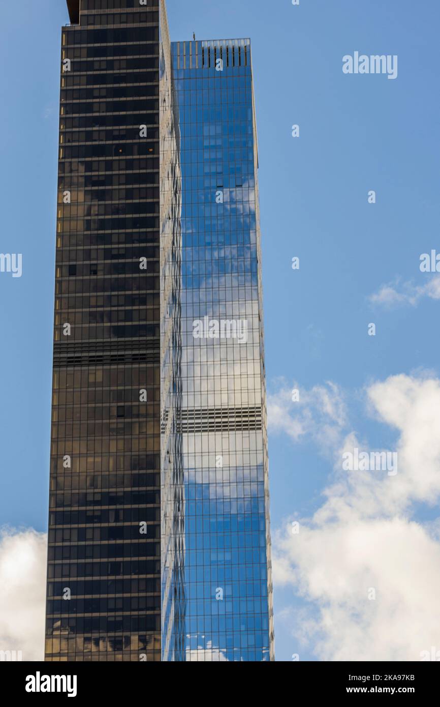 Beautiful view two skyscrapers hi-res stock photography and images - Alamy