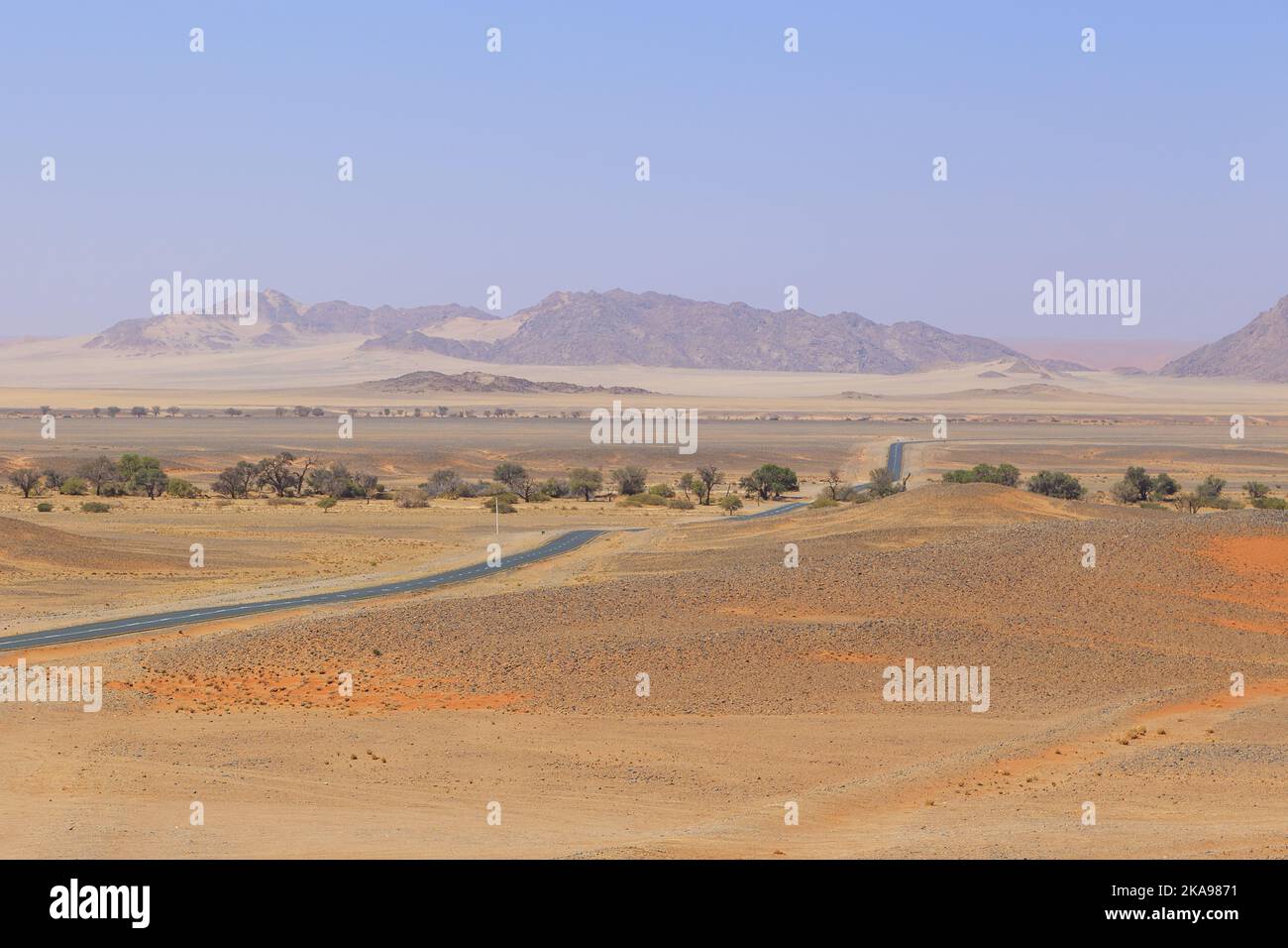 Amazing View from the dune to the salt pan of Sossusvlei. Namib ...