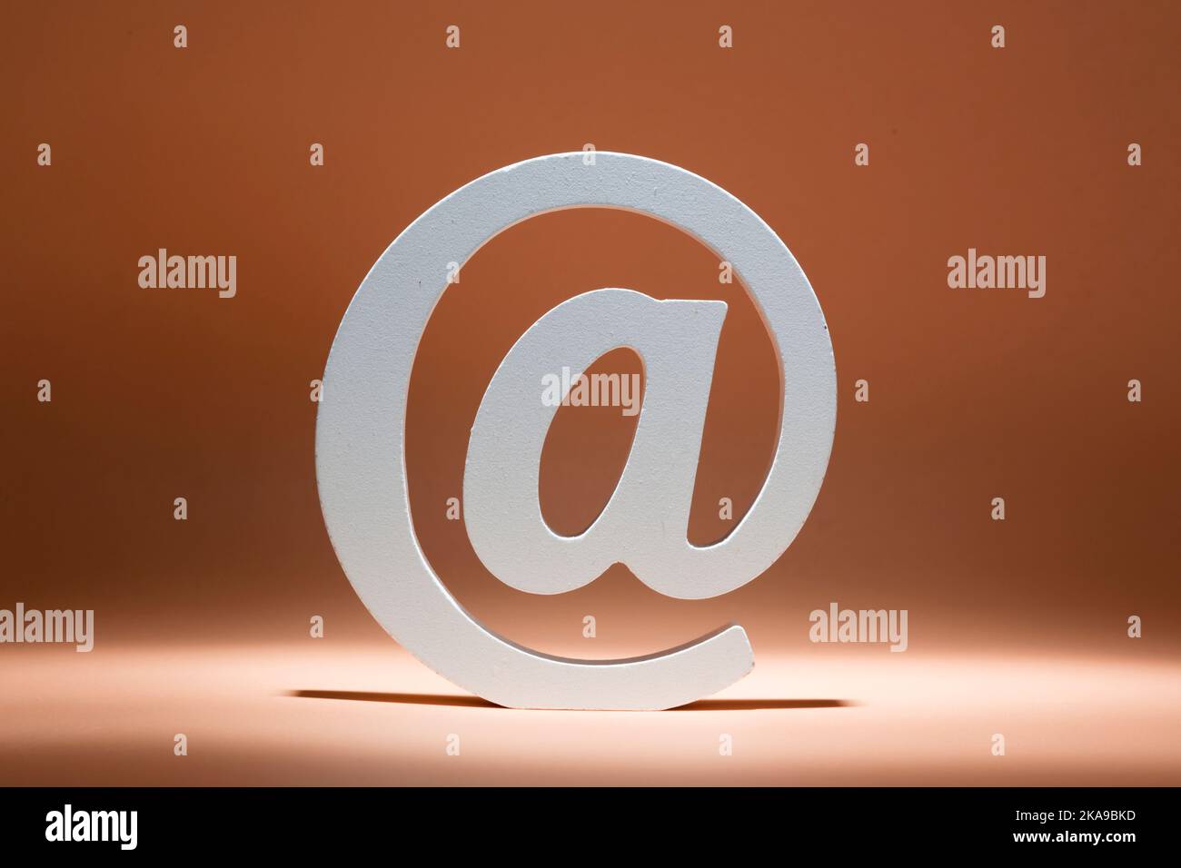 the protagonist is the @, a symbol of modern communication, the digital ...