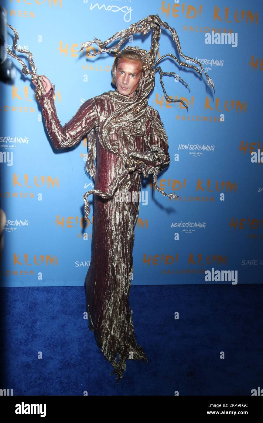 Heidi Klum's 21st Annual Halloween Party Presented By Now Screaming x ...