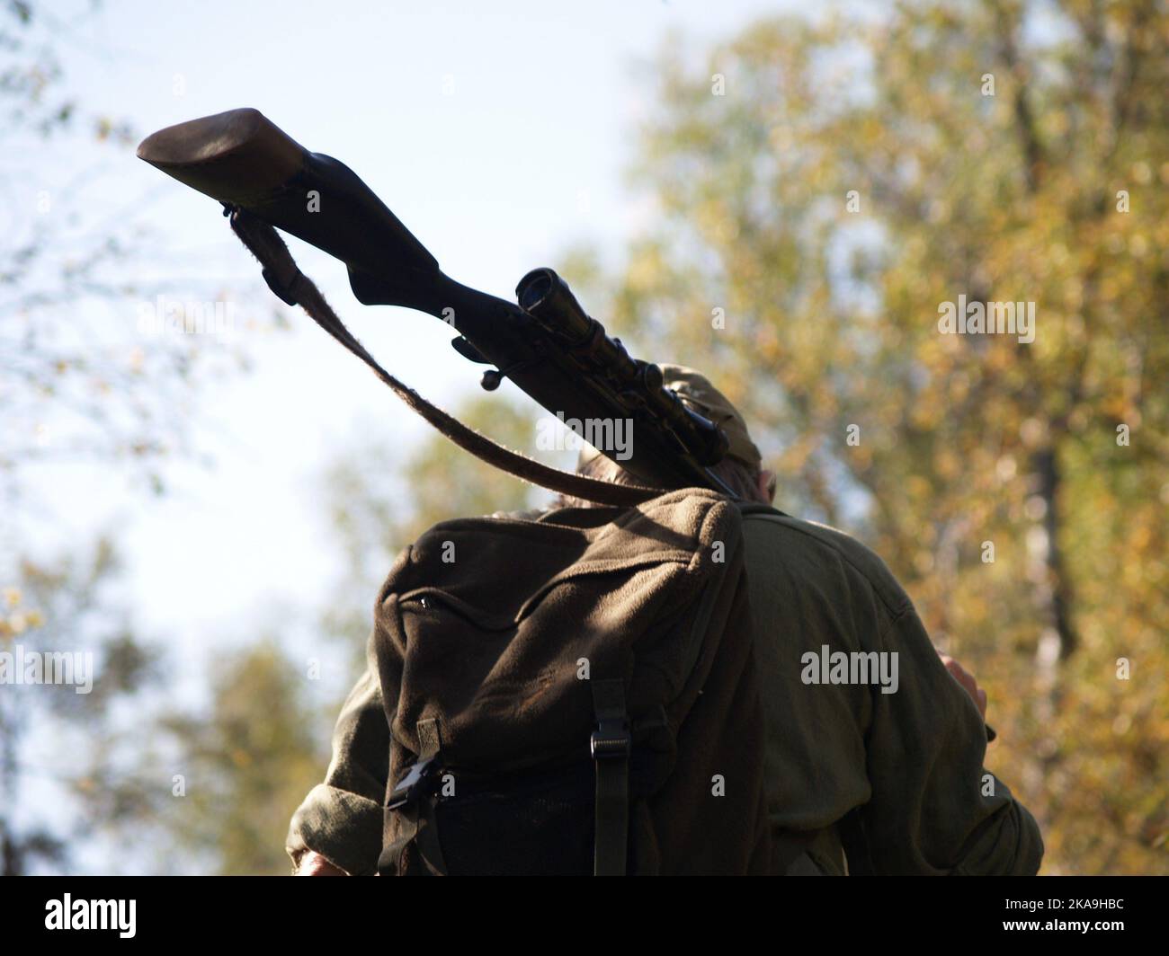 Walking with a gun hi-res stock photography and images - Alamy