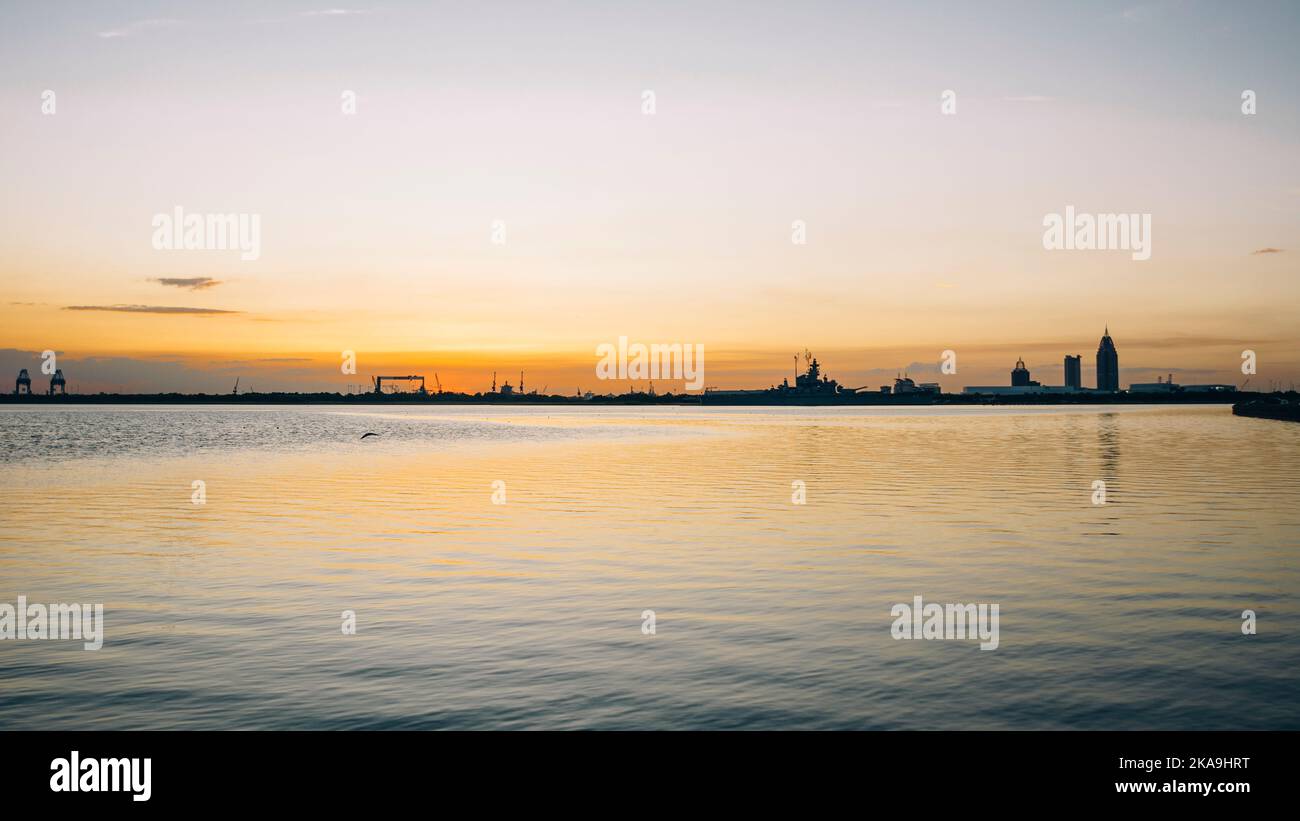 Uss mobile bay hi-res stock photography and images - Alamy