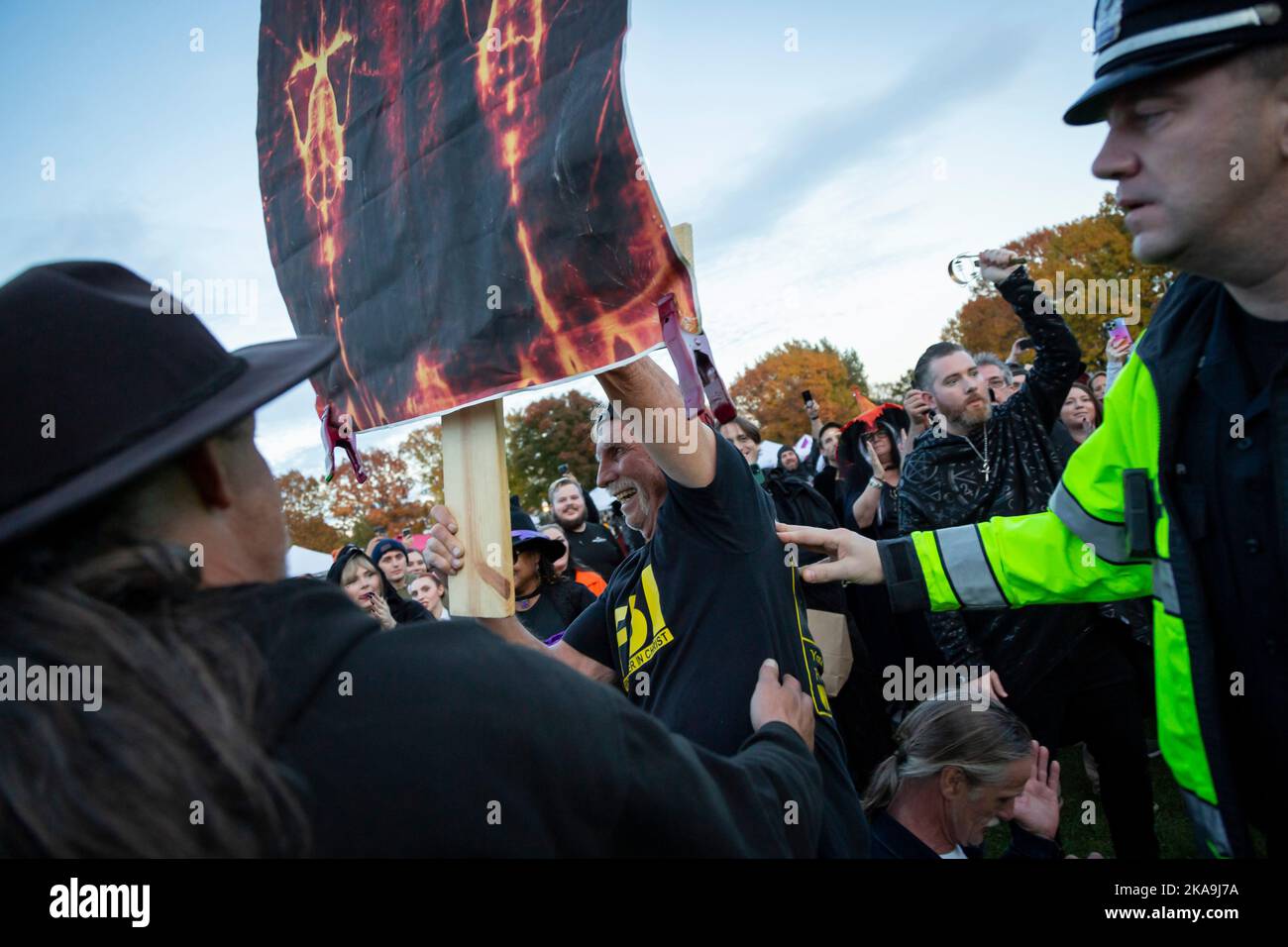Salem witches magic circle hi-res stock photography and images - Alamy