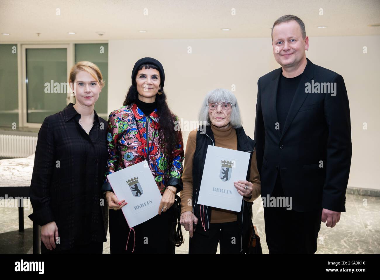 01 November 2022, Berlin: Farkhondeh Shahroudi (2nd from left) and Ruth ...