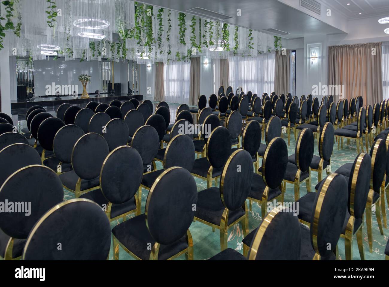Hotel green screen hi-res stock photography and images - Alamy