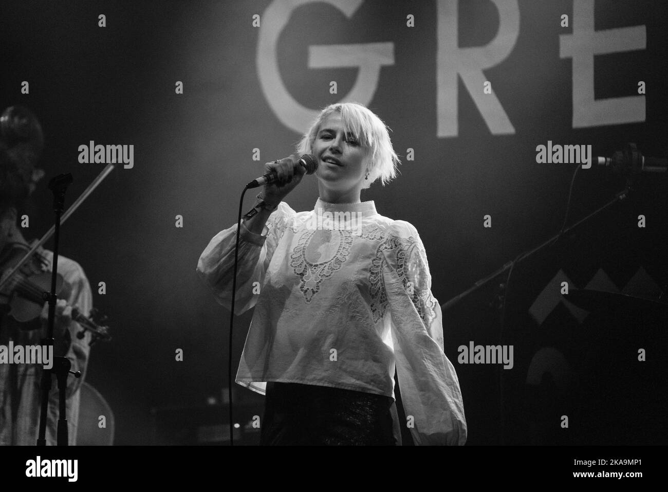 Jessie Buckley and Bernard Butler play the Walled Garden Stage at Green ...