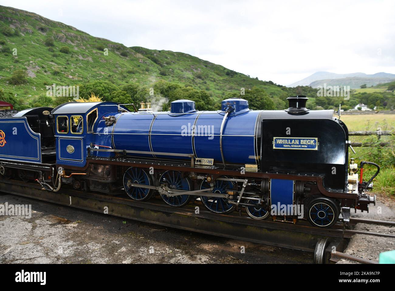Steam locomotive Whillan Beck on the turntable at Dalegarth Station ...