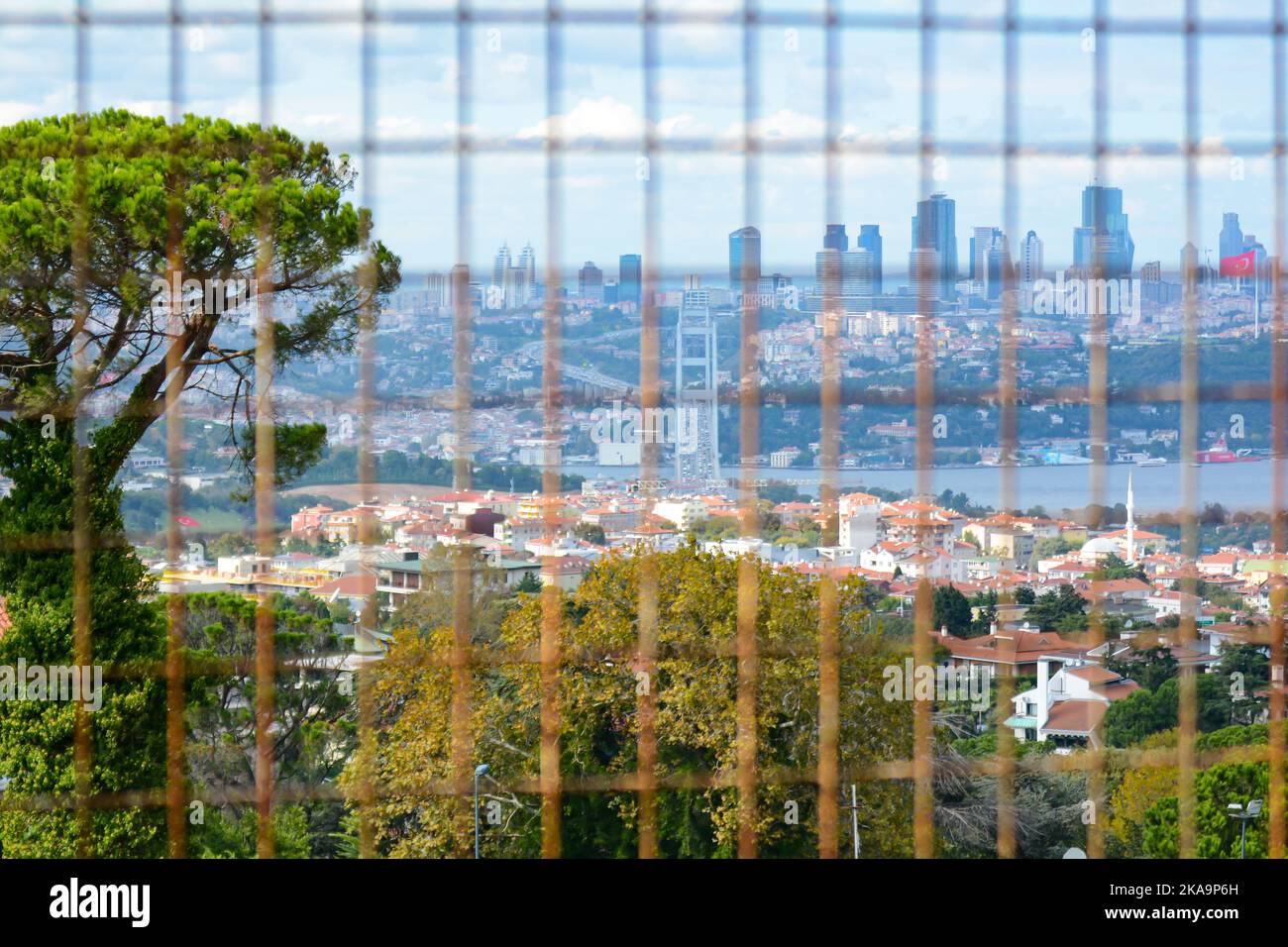 Mesh city hi-res stock photography and images - Alamy