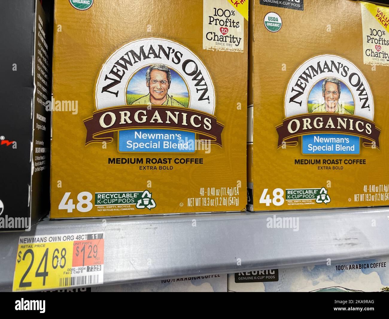 Walmart store coffee hi-res stock photography and images - Alamy