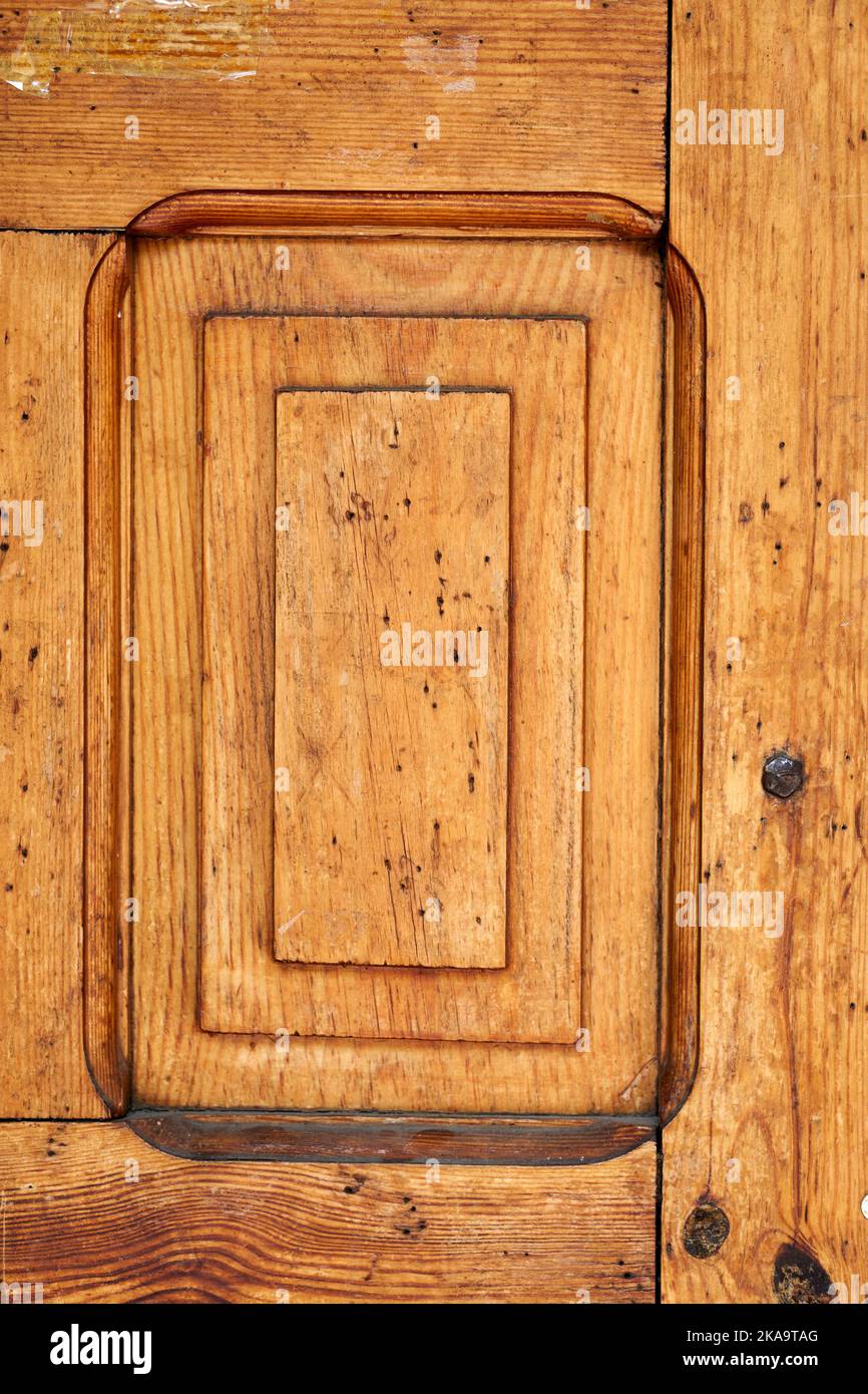 Detail of a old wooden entrance door Stock Photo - Alamy