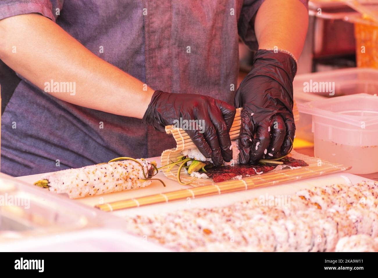 Japan chef rice hi-res stock photography and images - Alamy