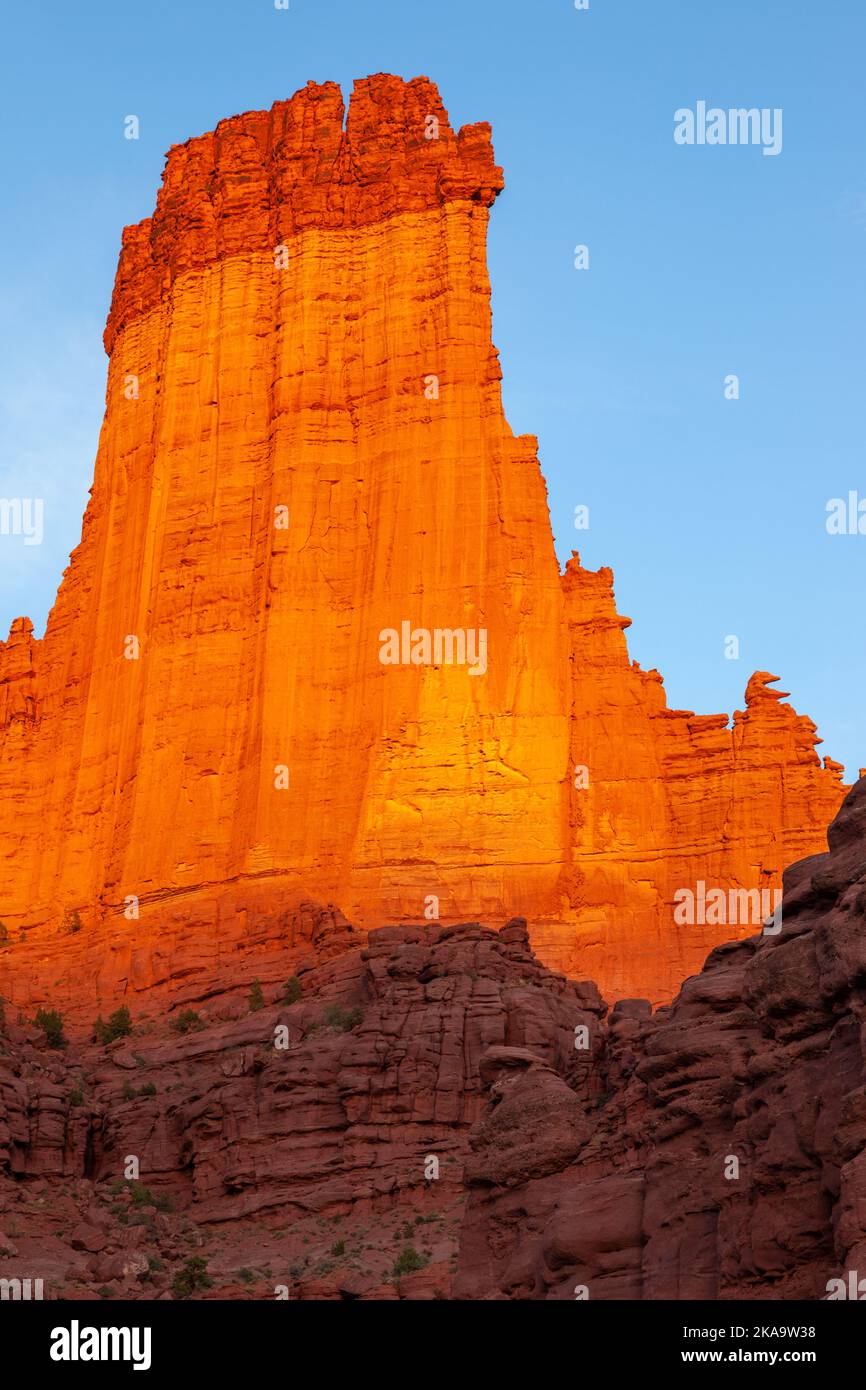 The Kingfisher Tower, a Cutler sandstone tower in the Fisher Towers at ...