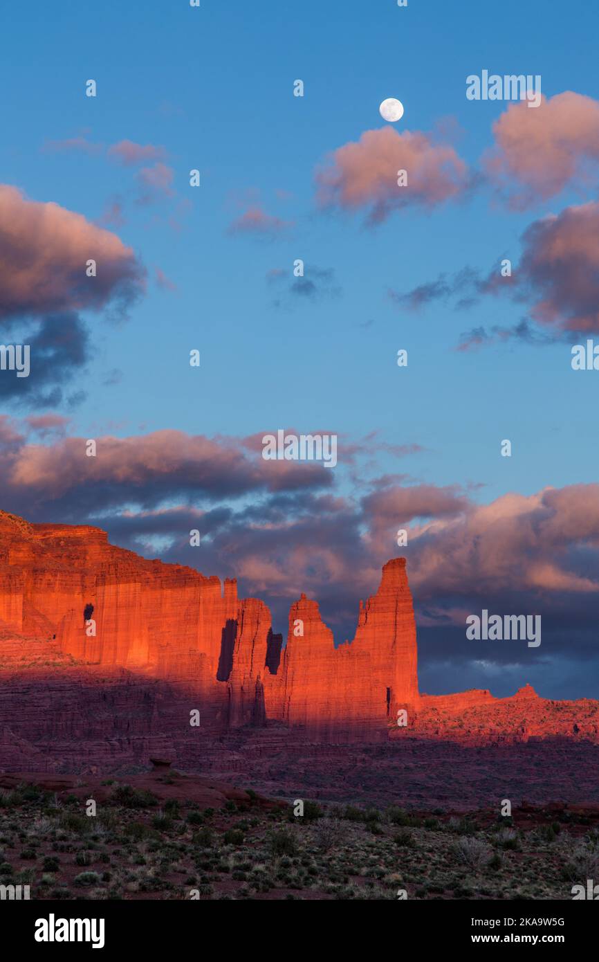 Titan rock hi-res stock photography and images - Alamy