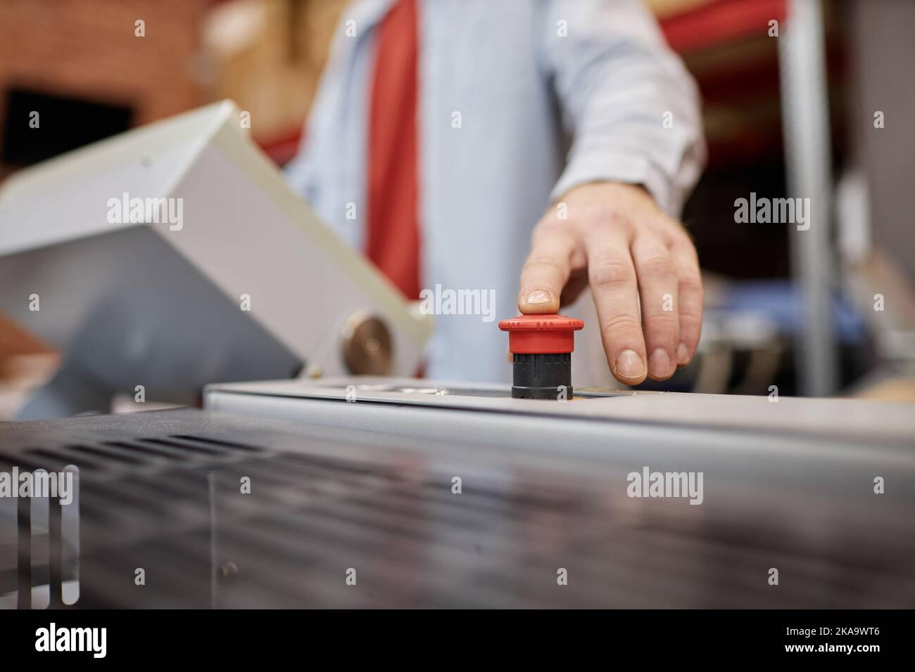 Emergency stop button in red hi-res stock photography and images - Alamy